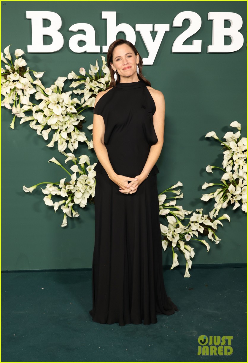 Baby2Baby Gala 2024 - See Photos of Every Star in Attendance!: Photo ...