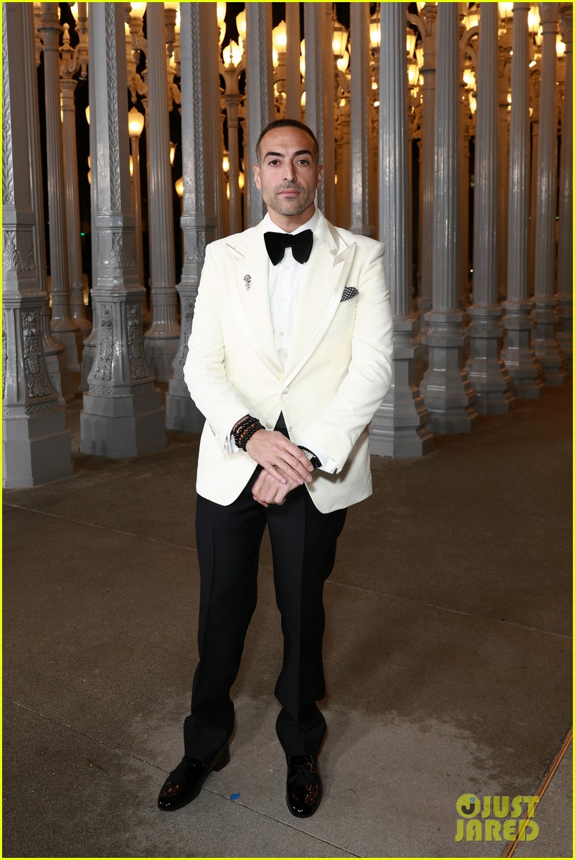 Kim Kardashian, Laura Dern, Andrew Garfield, Blake Lively & 70+ Celebs ...