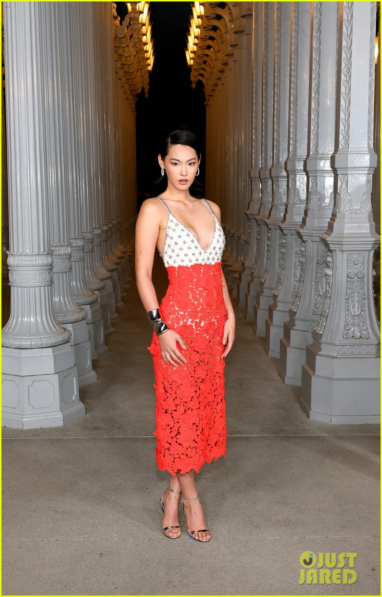 Kim Kardashian, Laura Dern, Andrew Garfield, Blake Lively & 70+ Celebs ...