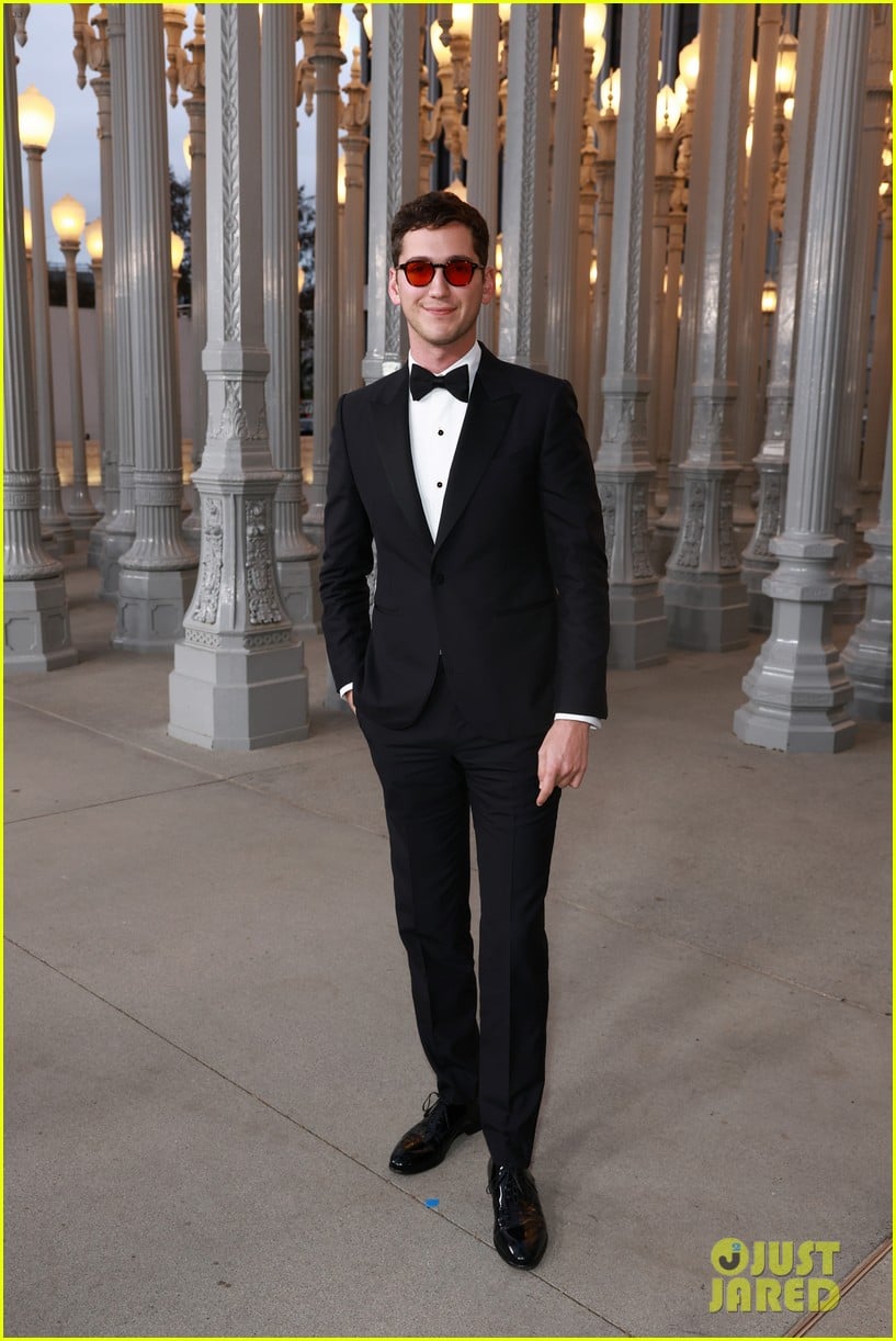 Kim Kardashian, Laura Dern, Andrew Garfield, Blake Lively & 70+ Celebs ...