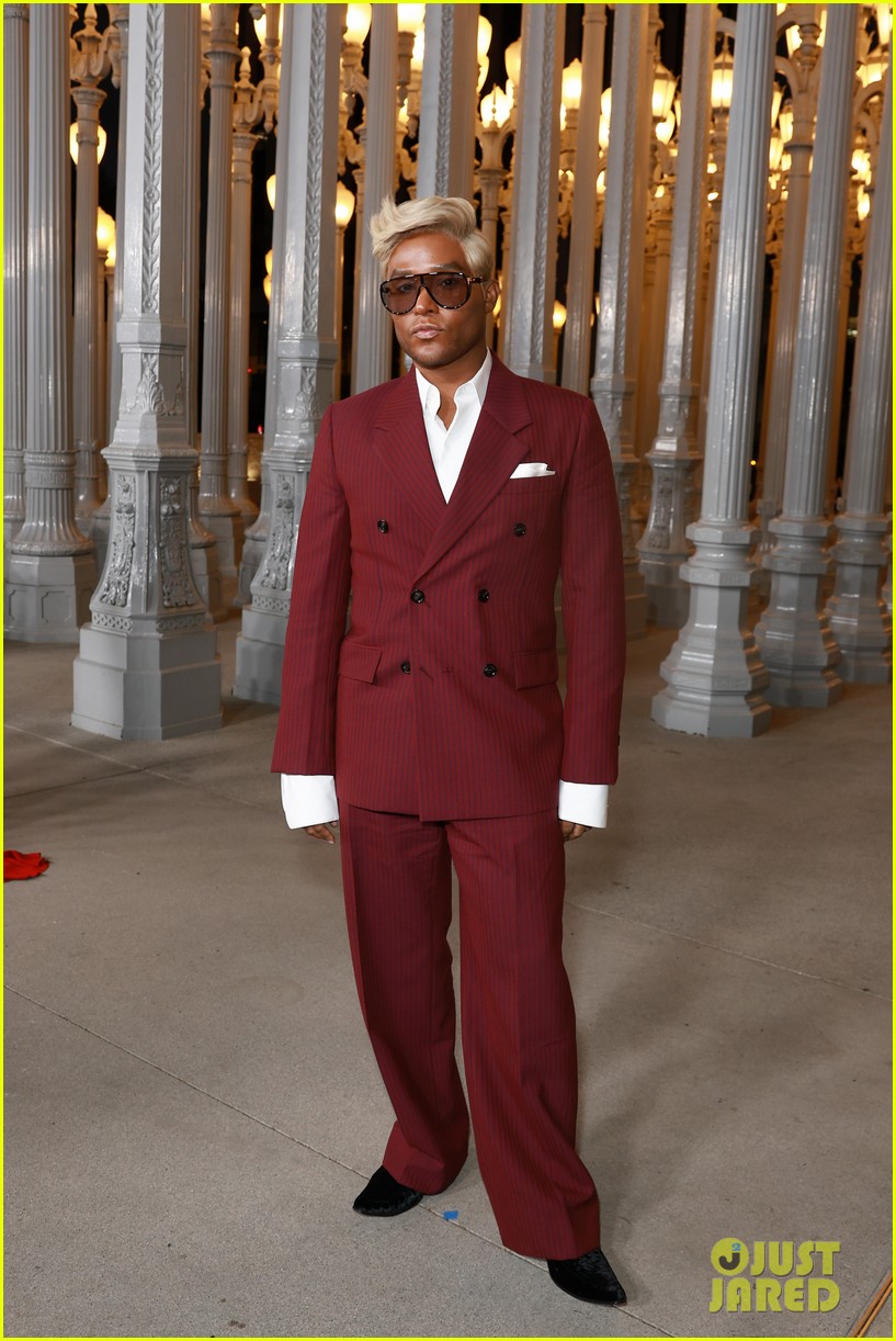 Kim Kardashian, Laura Dern, Andrew Garfield, Blake Lively & 70+ Celebs ...