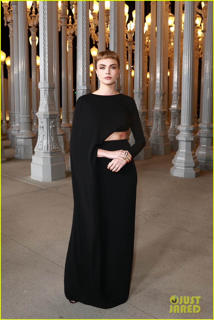 Kim Kardashian, Laura Dern, Andrew Garfield, Blake Lively & 70+ Celebs ...