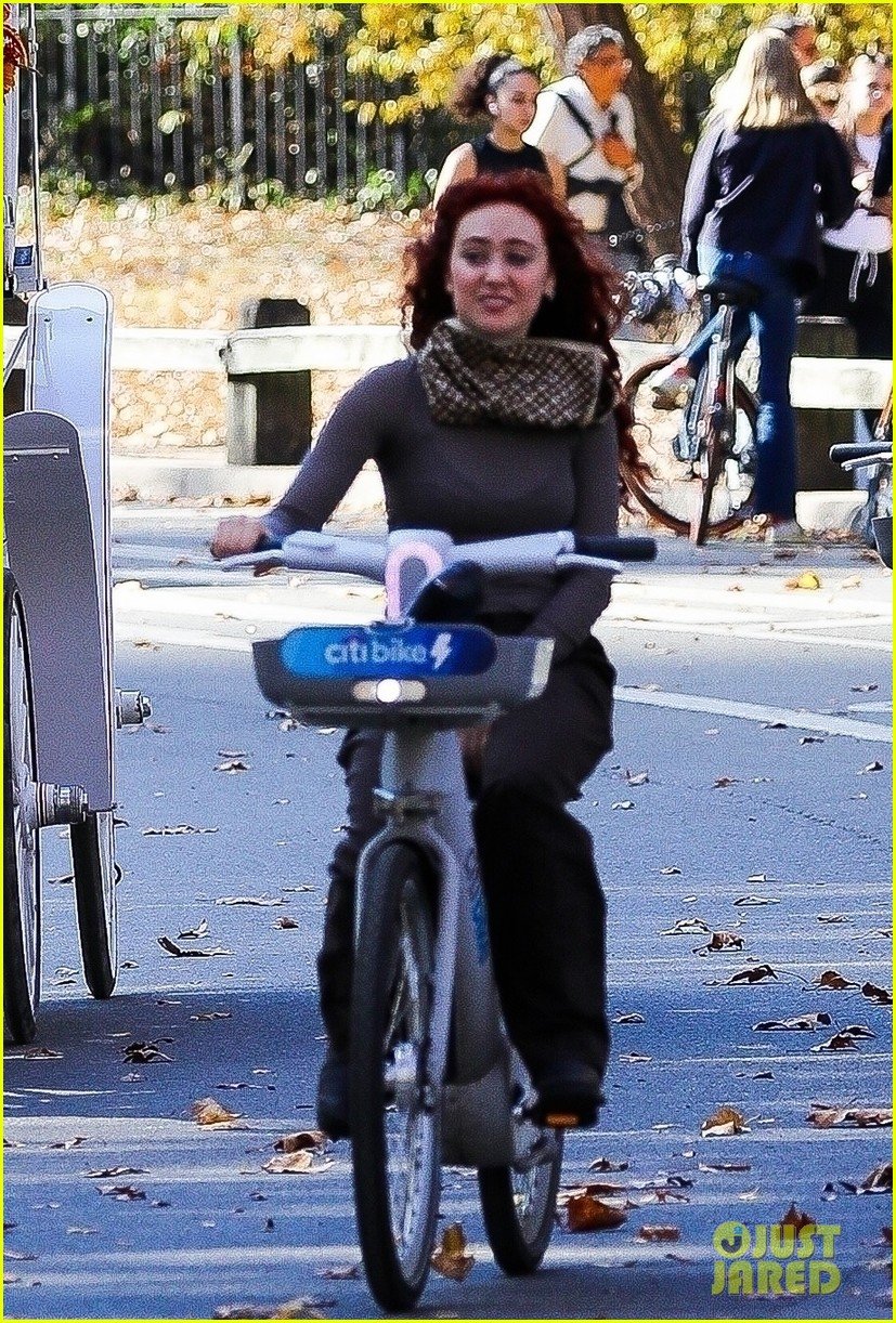 Chappell Roan Goes Bike Riding Around NYC Ahead of 'Saturday Night Live ...