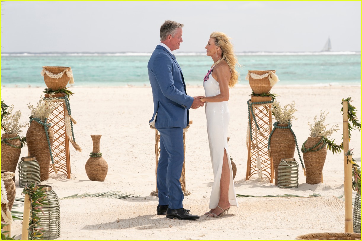 'The Golden Bachelorette' Winner Chock Chapple Reacts to Backlash for ...