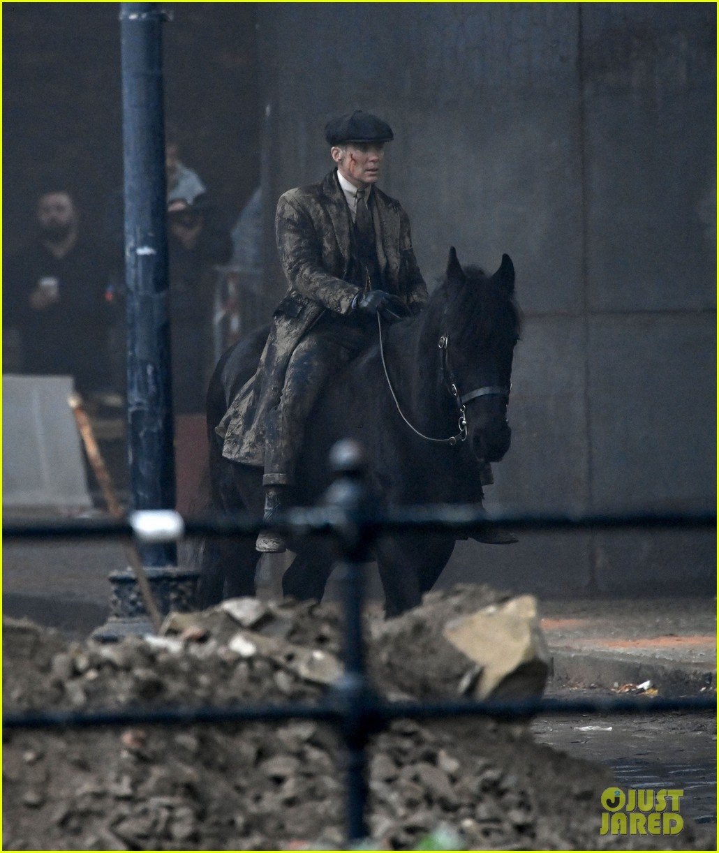 'Peaky Blinders' Movie Set Photos Show Rebecca Ferguson's New Character ...