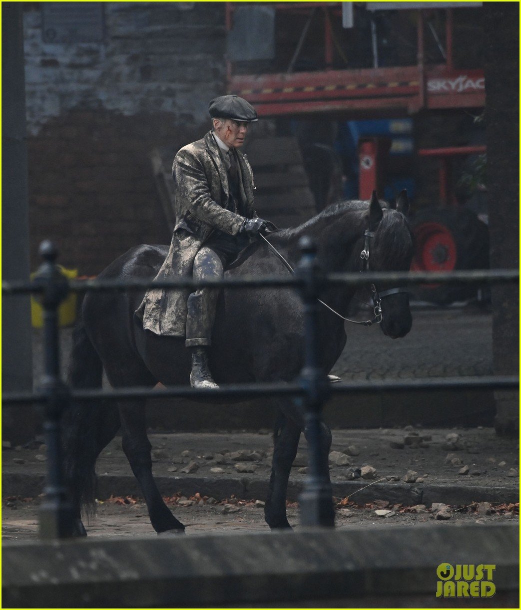 'Peaky Blinders' Movie Set Photos Show Rebecca Ferguson's New Character ...