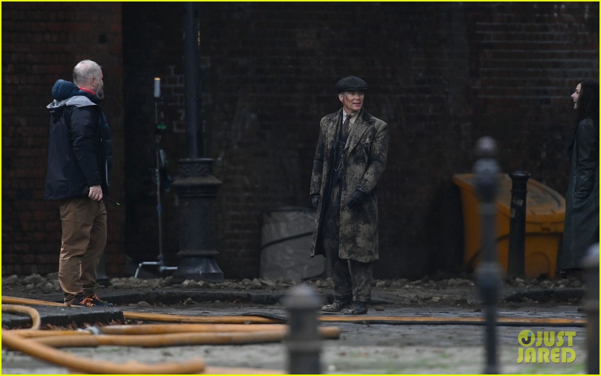 'Peaky Blinders' Movie Set Photos Show Rebecca Ferguson's New Character ...