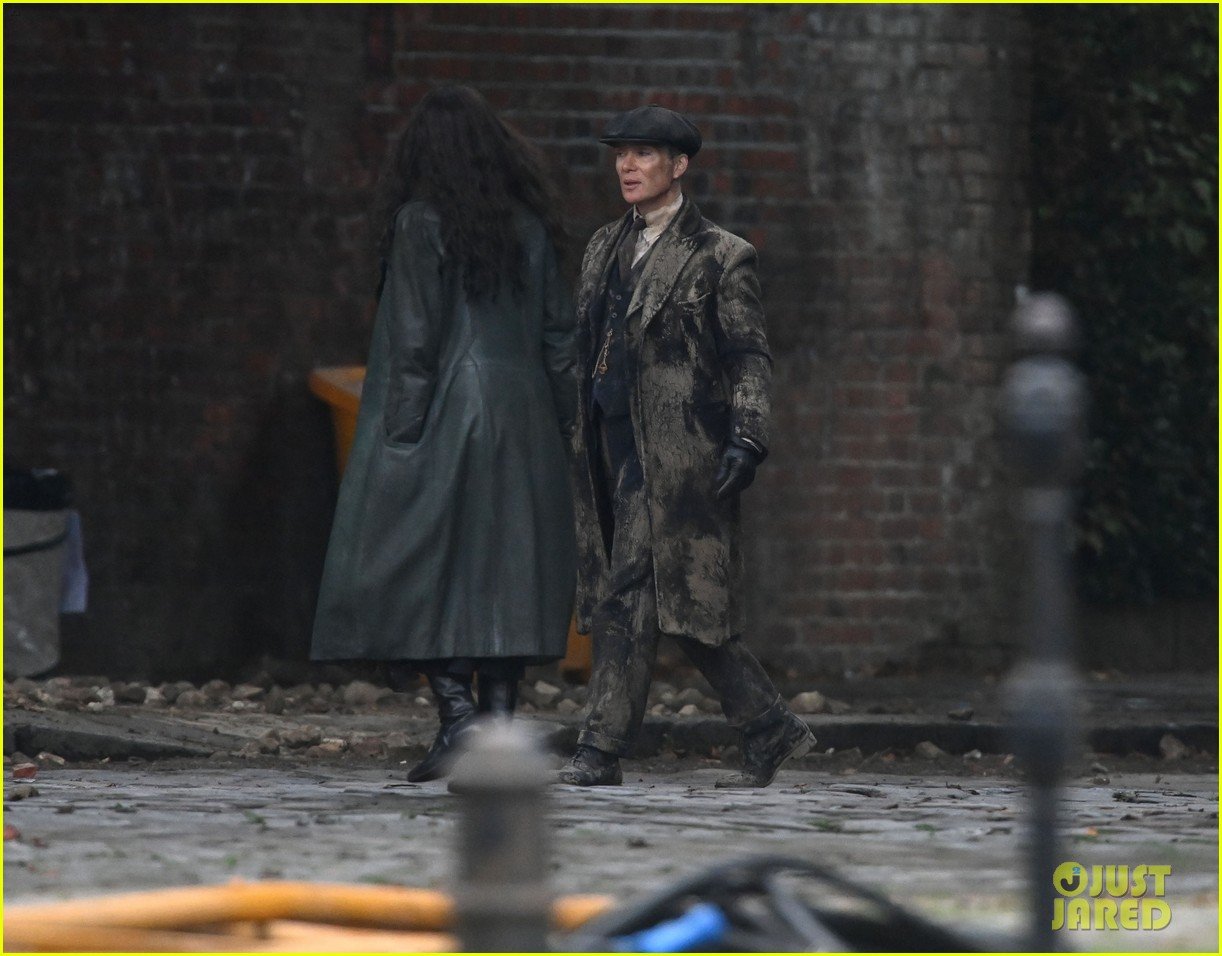 'Peaky Blinders' Movie Set Photos Show Rebecca Ferguson's New Character ...