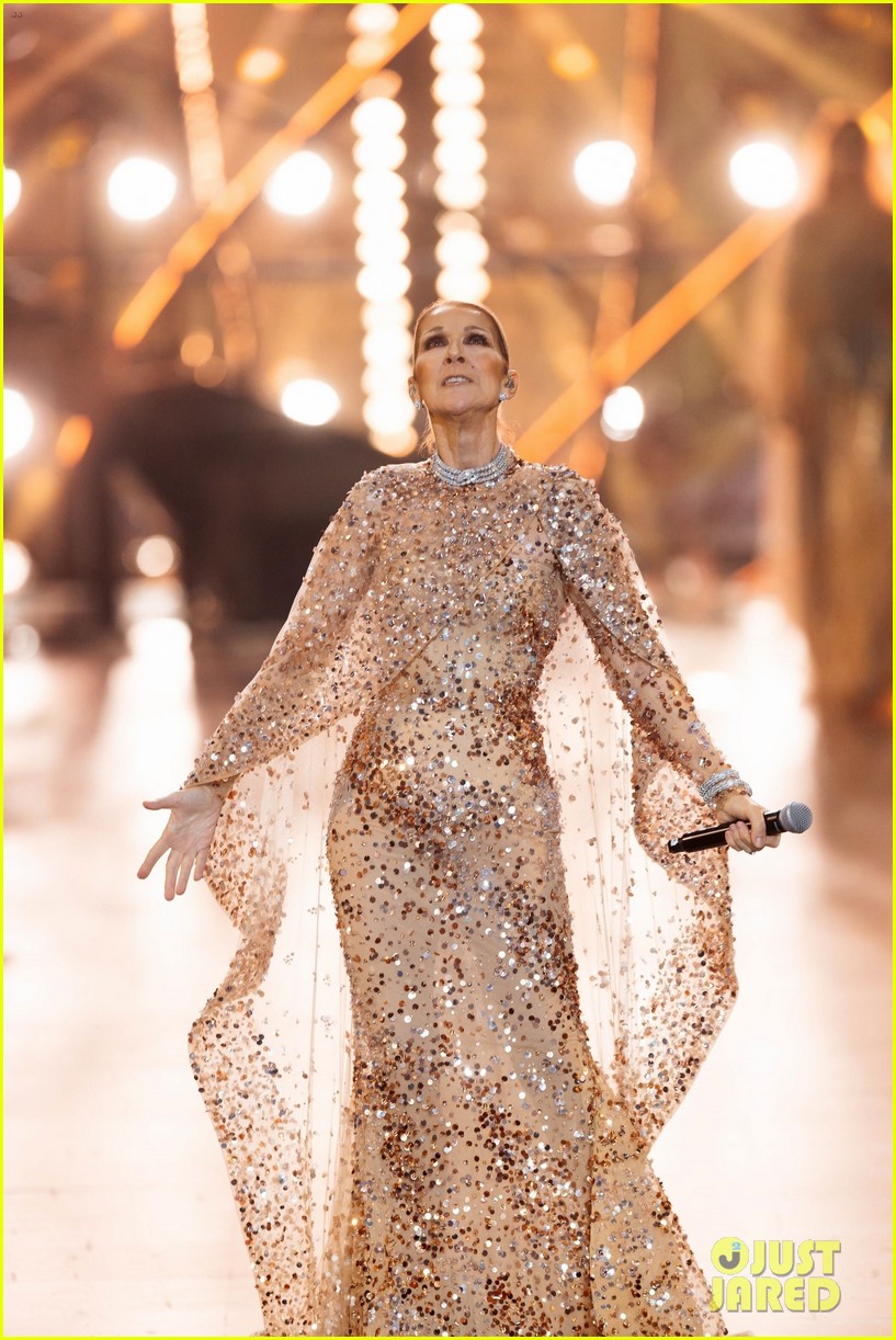 Photo: celine dion elie saab show performance 39 | Photo 5097804 | Just ...