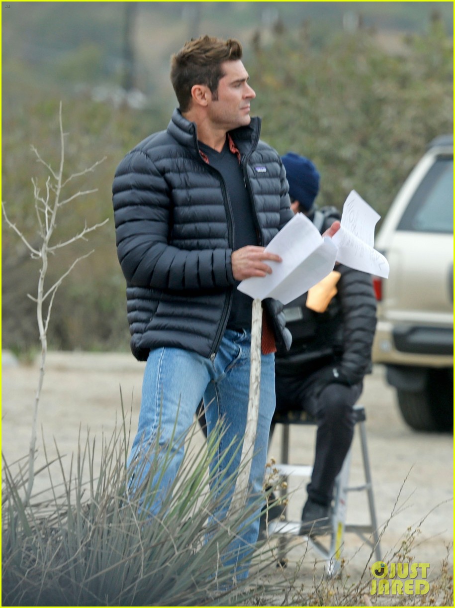 Zac Efron Drives Phoebe Dynevor in a Yellow Ferrari for 'Famous' Movie ...