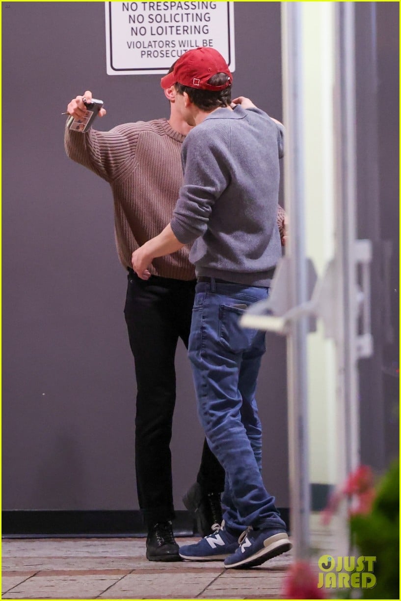 'Now You See Me' Stars Dave Franco & Jesse Eisenberg Reunite for Dinner ...