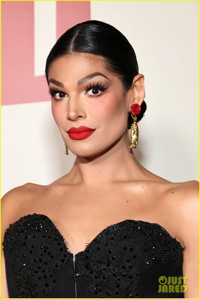 Eva Longoria Joins Nicole Richie, Joel Madden, & More at Día de Muertos ...