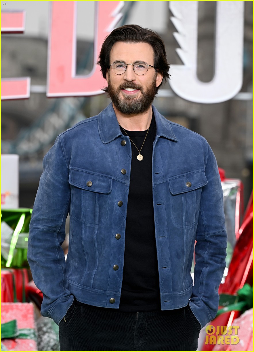 Chris Evans Explains Why He's Sporting New Beard, Reveals Movie He's Filming: Photo 5096953 ...