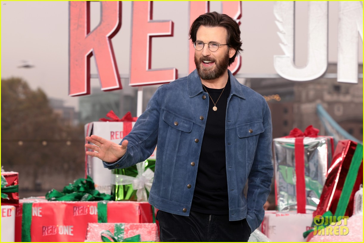 Chris Evans Explains Why He's Sporting New Beard, Reveals Movie He's Filming: Photo 5096955 ...
