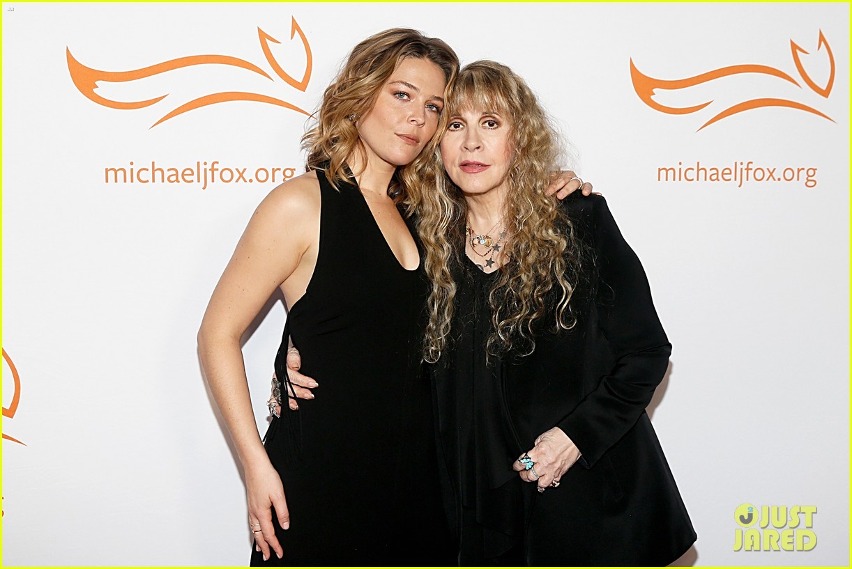 Michael J. Fox & Wife Tracy Pollan Are Joined by All Four Kids at ...