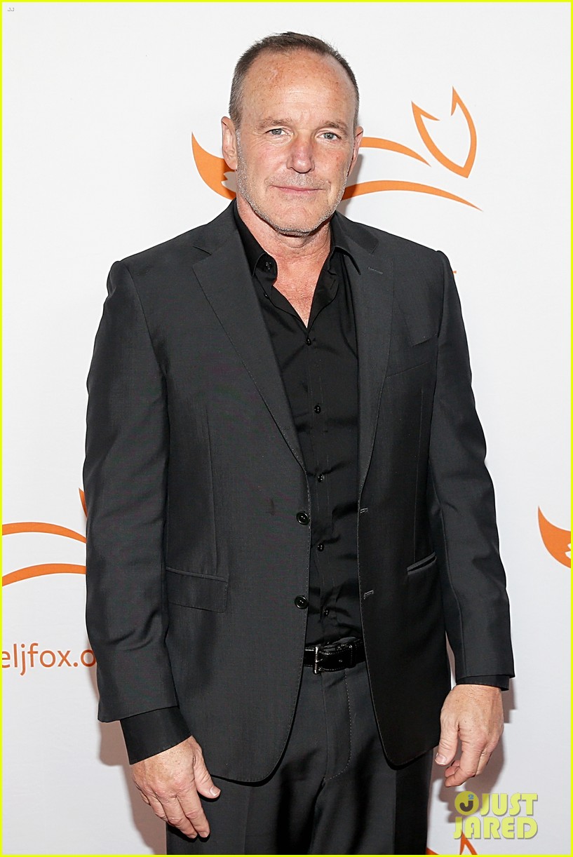 Michael J. Fox & Wife Tracy Pollan Are Joined by All Four Kids at ...