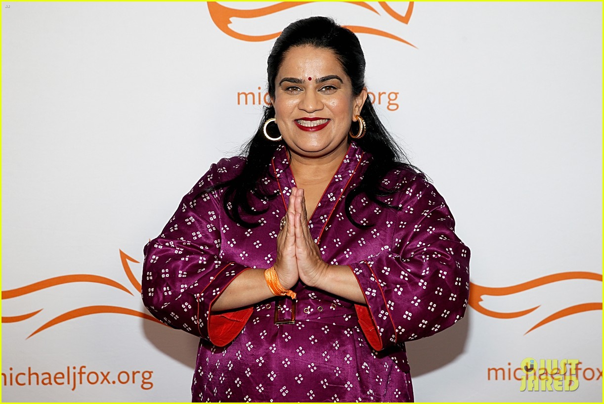 Michael J. Fox & Wife Tracy Pollan Are Joined by All Four Kids at ...