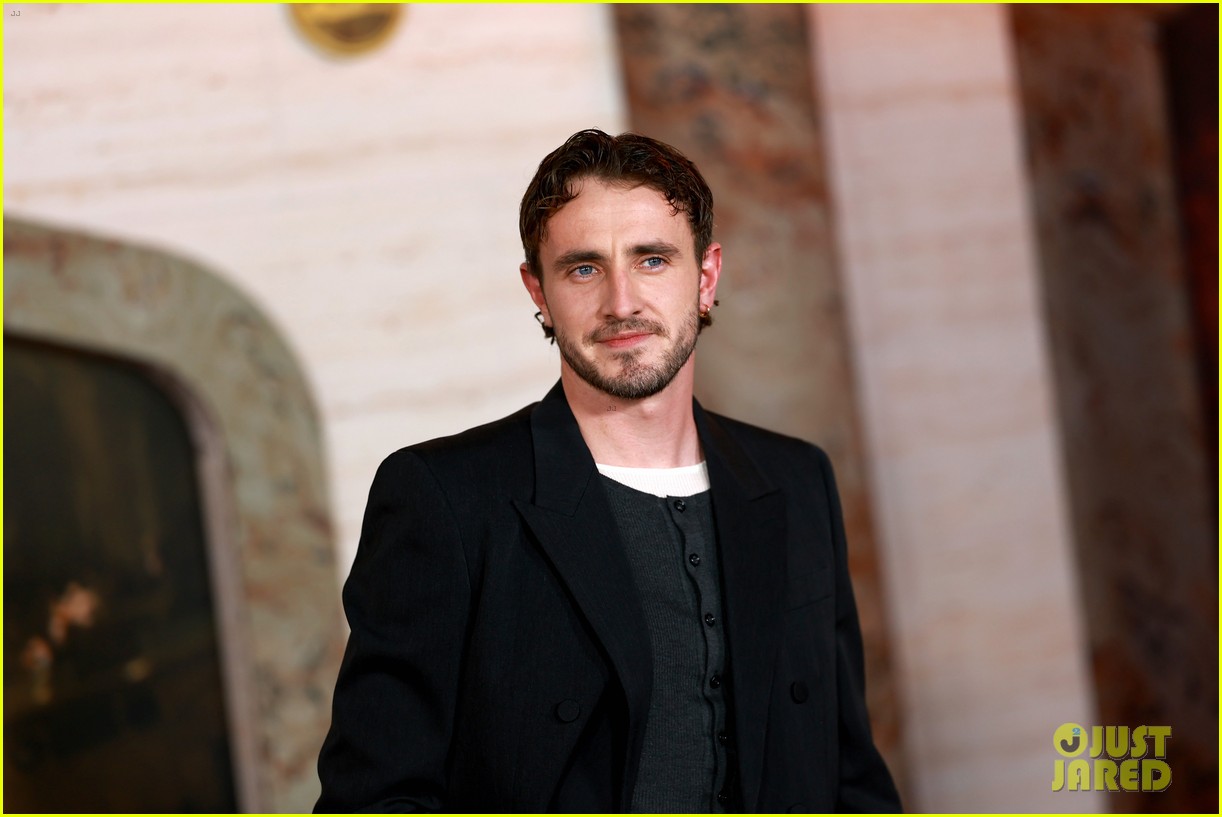 'Gladiator II' Cast Attends L.A. Premiere, Ridley Scott Denies Denzel ...