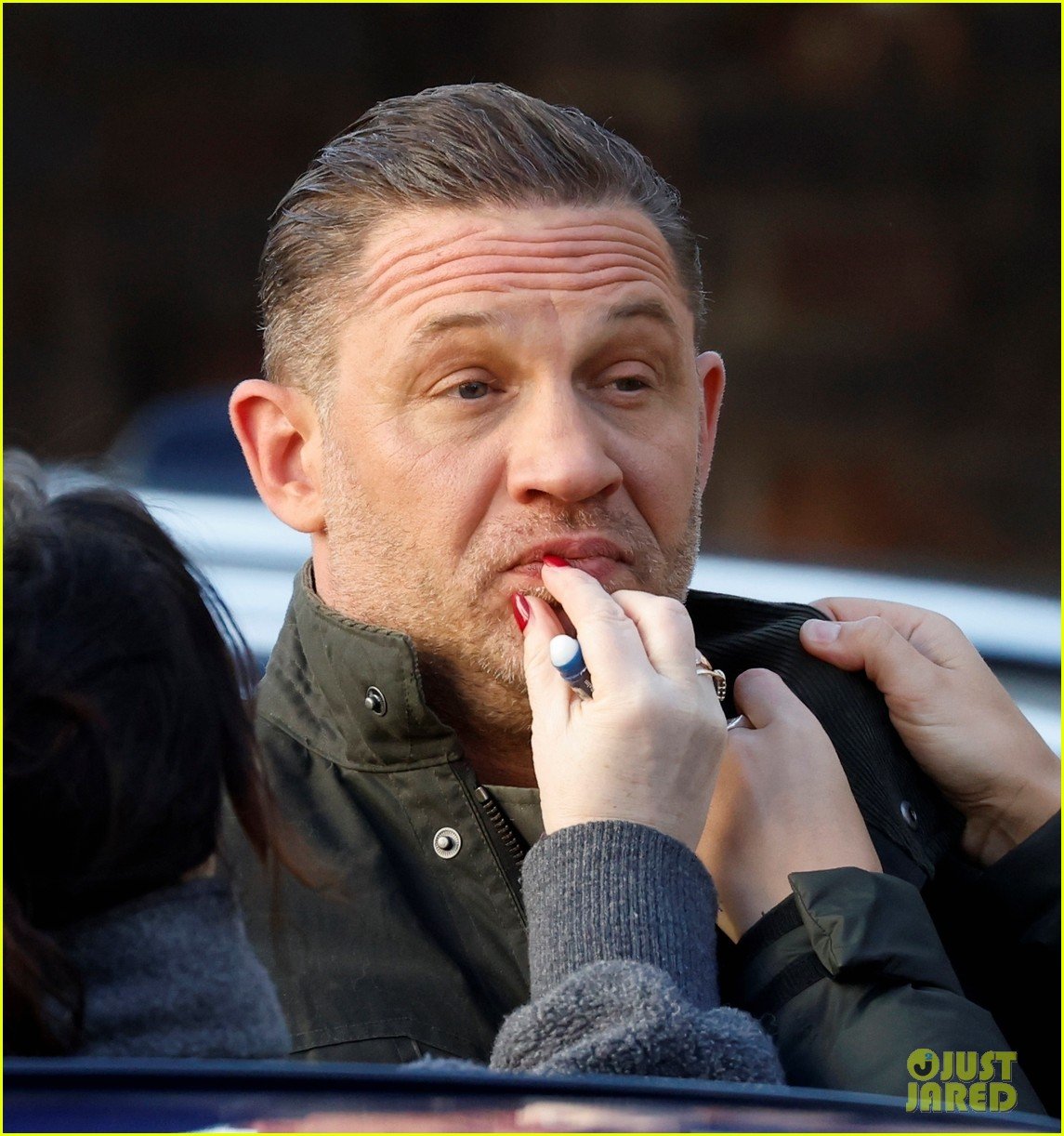 Tom Hardy Films Scenes for New Guy Ritchie Series in London: Photo ...