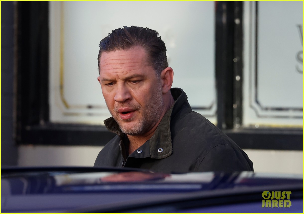 Tom Hardy Films Scenes for New Guy Ritchie Series in London: Photo ...