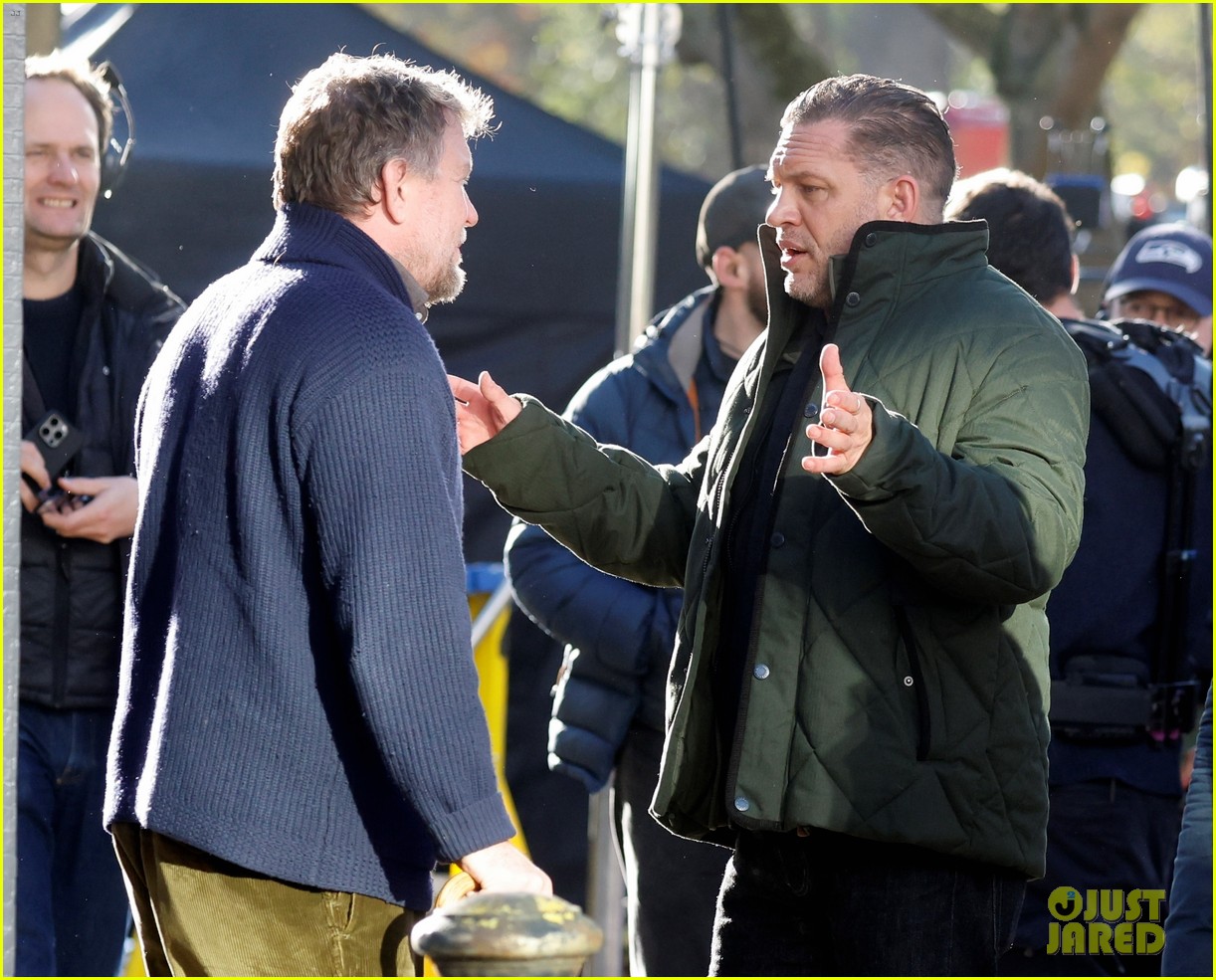 Tom Hardy Films Scenes for New Guy Ritchie Series in London: Photo ...