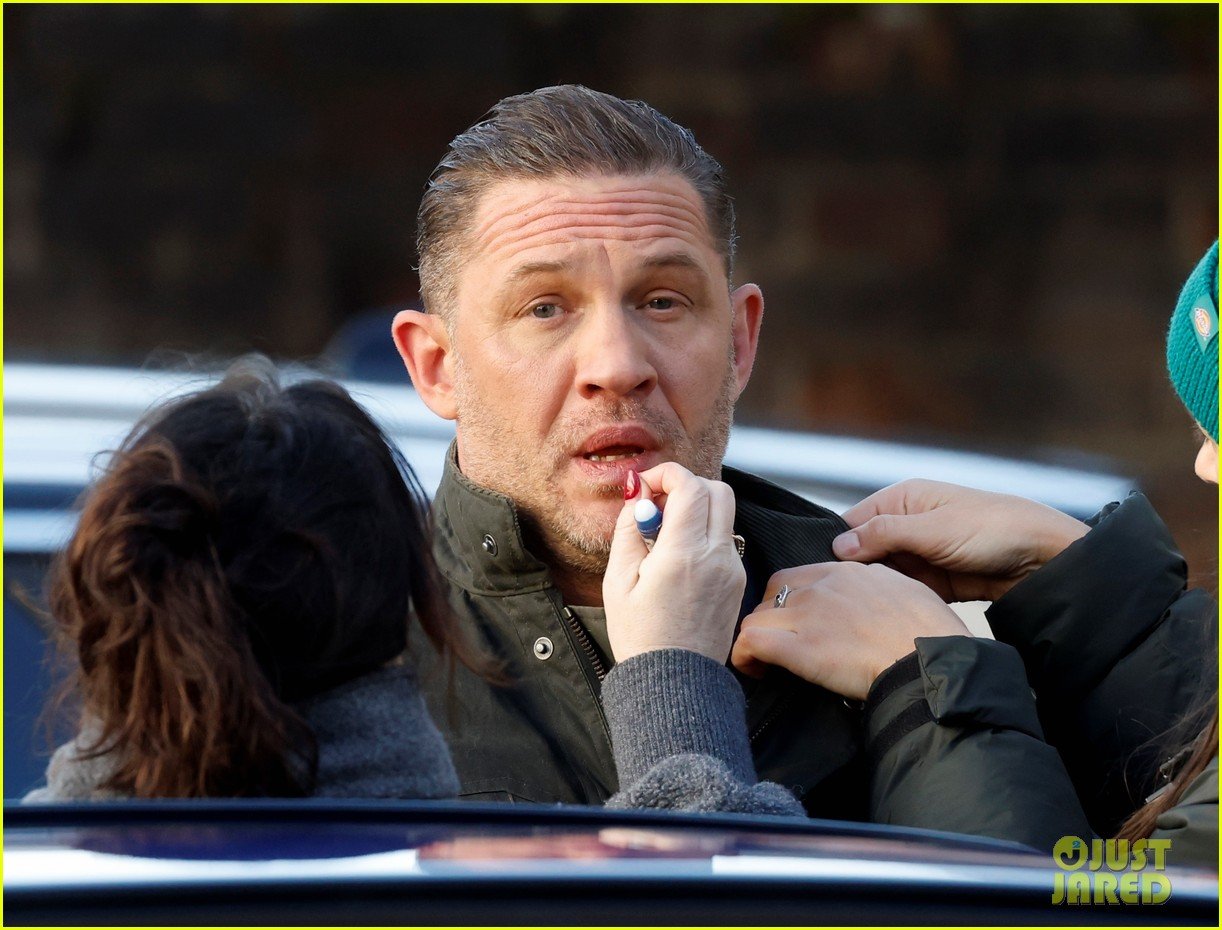Tom Hardy Films Scenes for New Guy Ritchie Series in London: Photo ...