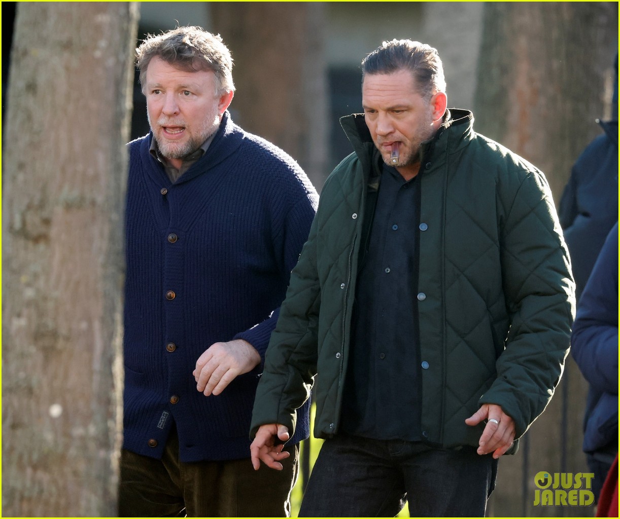 Tom Hardy Films Scenes for New Guy Ritchie Series in London: Photo ...