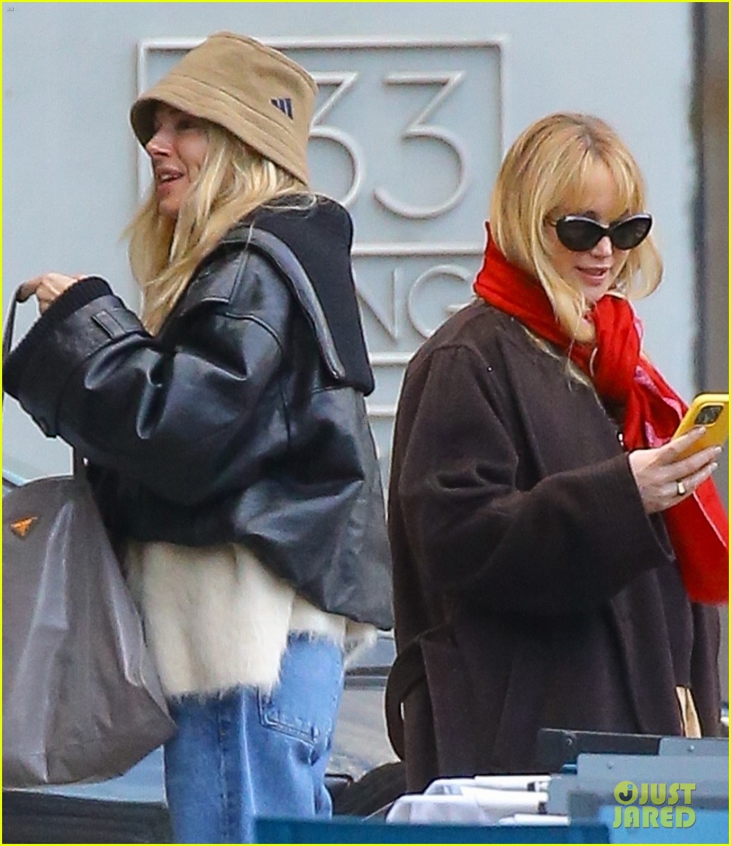 Jennifer Lawrence & Sienna Miller Meet Up for Lunch in NYC: Photo ...