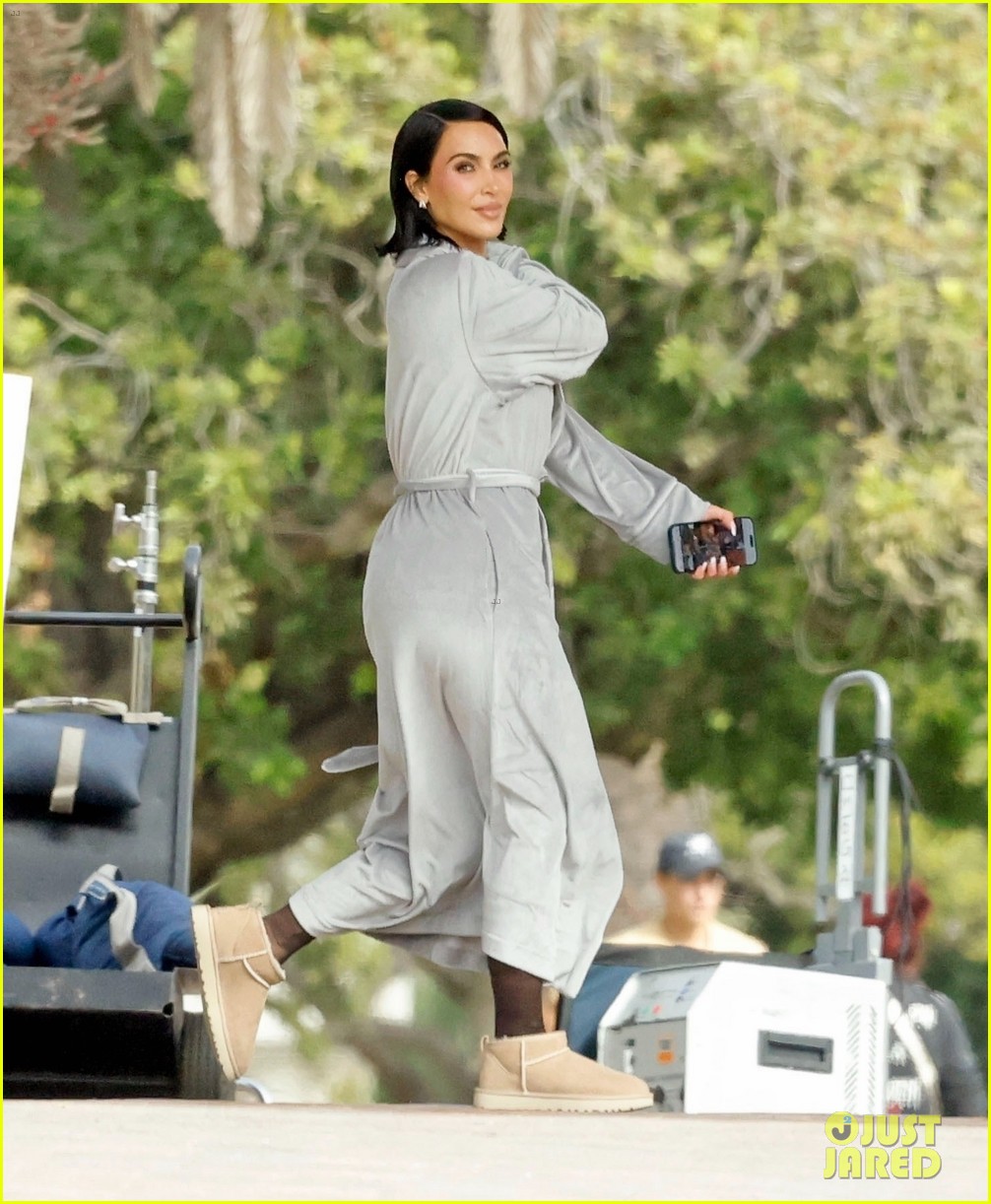 Kim Kardashian Arrives on Set to Film Scenes for New Hulu Legal Drama ...