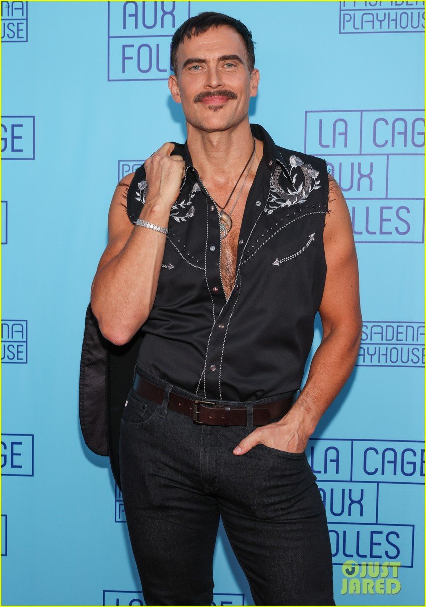 Cheyenne Jackson Opens L.A. Production of 'La Cage Aux Folles' with ...