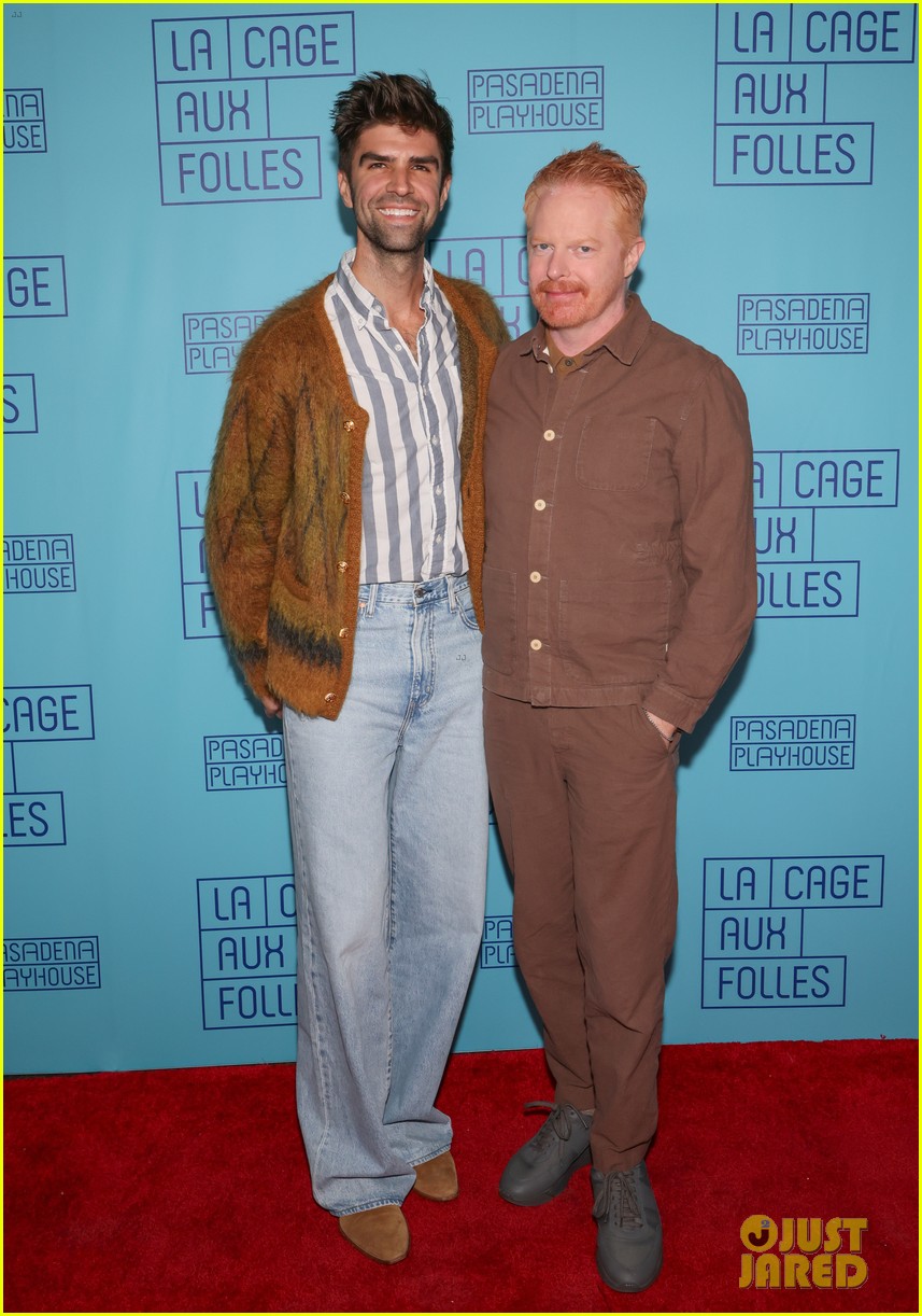 Cheyenne Jackson Opens L.A. Production of 'La Cage Aux Folles' with ...