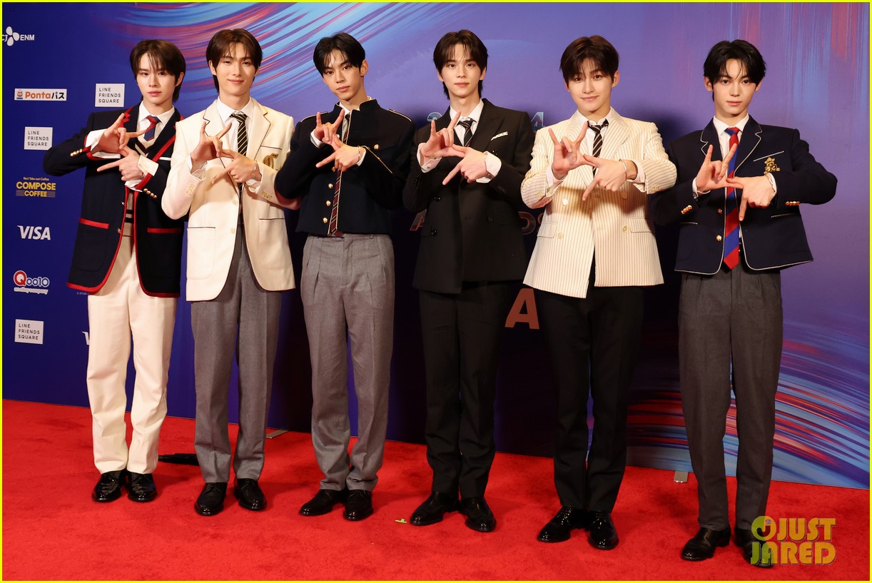 MAMA Awards 2024 Photos from Night One in Los Angeles - See Every Red Carpet Picture!: Photo ...