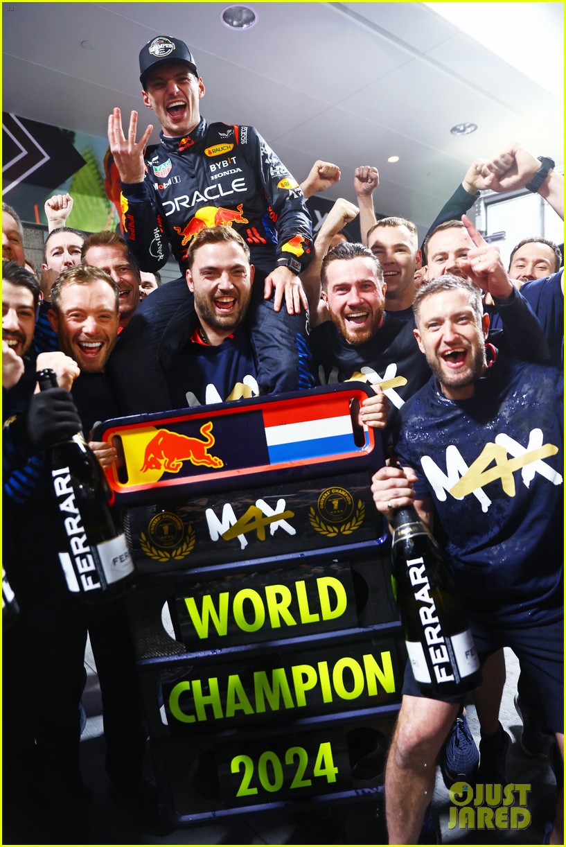 Max Verstappen Wins Formula 1 Driver Championship With Las Vegas Grand Prix Finish: Photo ...