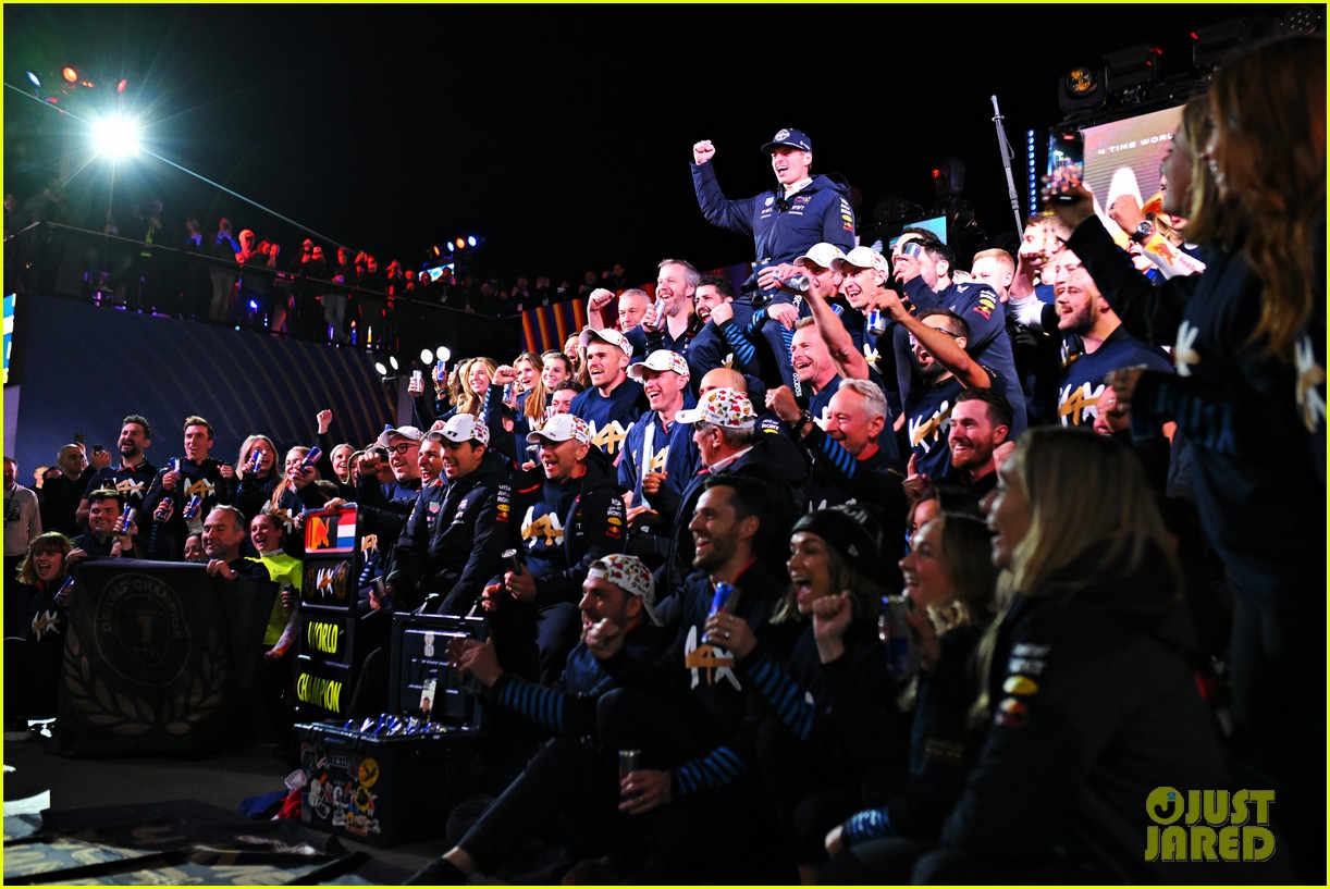 Max Verstappen Wins Formula 1 Driver Championship With Las Vegas Grand Prix Finish: Photo ...