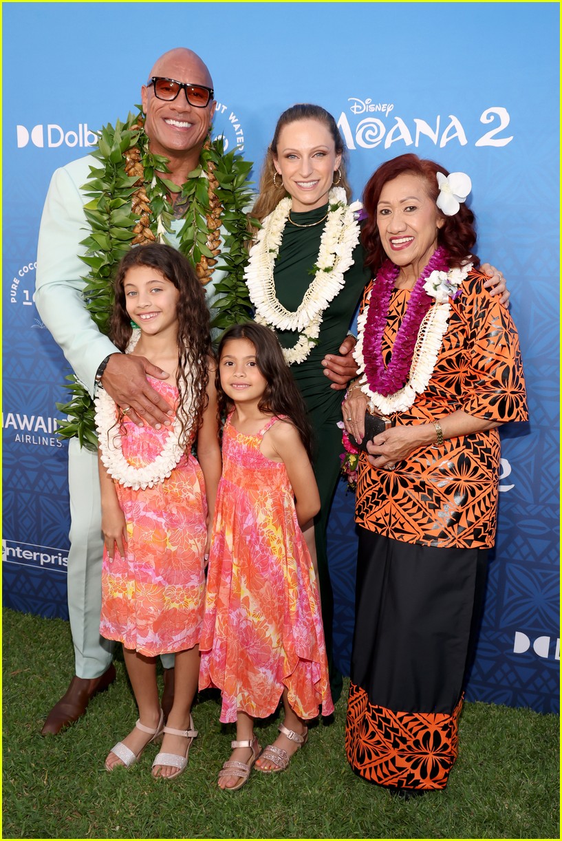 Dwayne Johnson Gets Support From His Family, Joins Auli'i Cravalho at ...