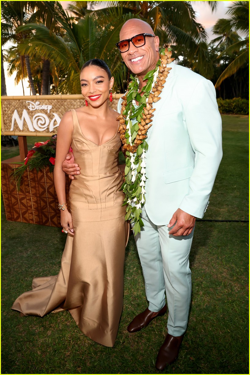 Dwayne Johnson Gets Support From His Family, Joins Auli'i Cravalho at ...