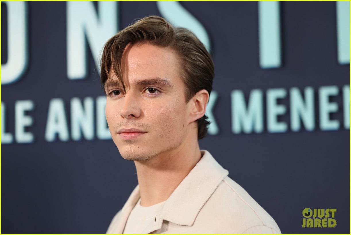 Cooper Koch & Nicholas Alexander Chavez Reunite With 'Monsters' Parents ...