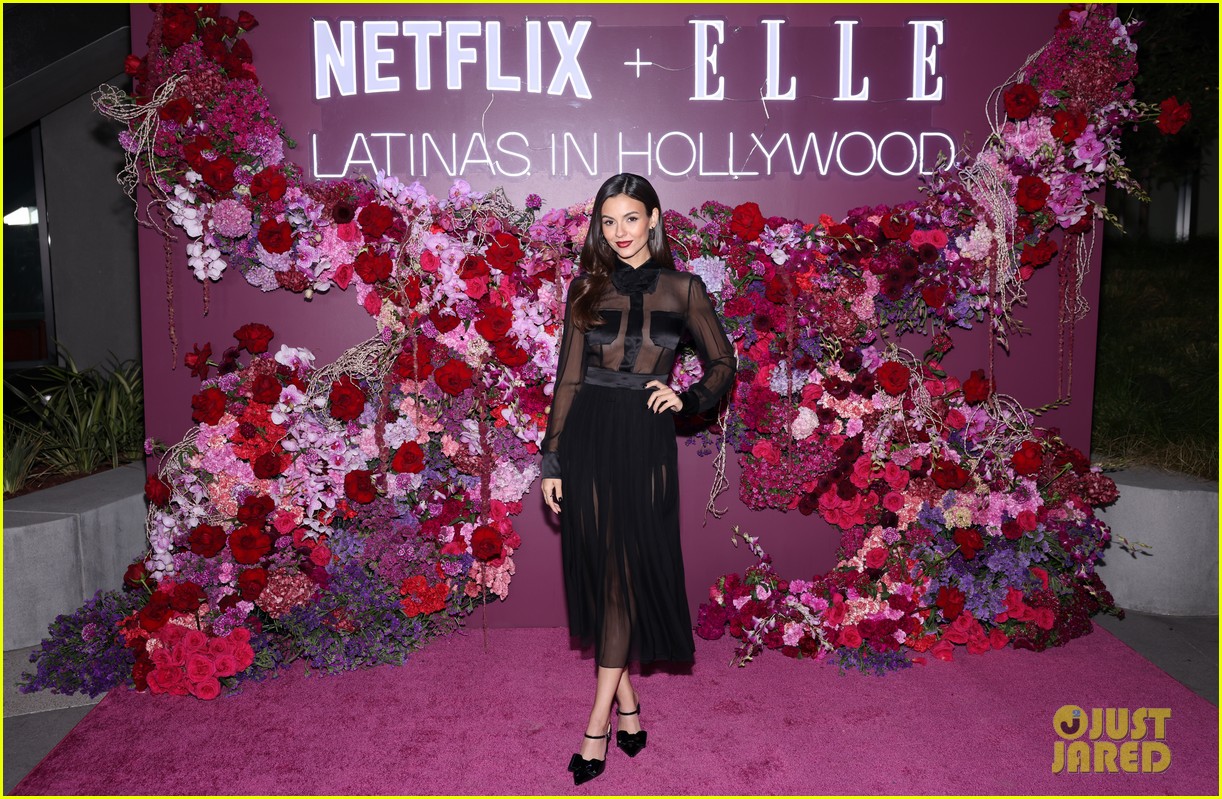 Karla Sofía Gascón, Zoe Saldaña & Selena Gomez Honored at Netflix & Elle's Latinas In Hollywood ...