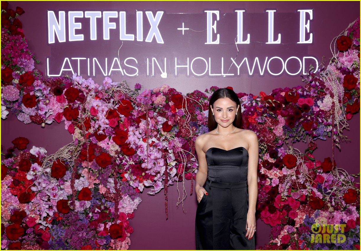 Karla Sofía Gascón, Zoe Saldaña & Selena Gomez Honored at Netflix & Elle's Latinas In Hollywood ...