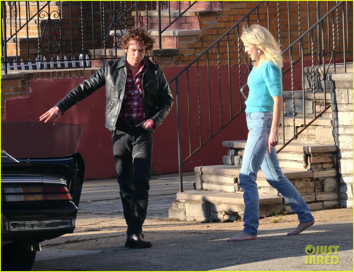 Jeremy Allen White Films Bruce Springsteen Biopic 'Deliver Me From Nowhere' with Co-Star Odessa ...