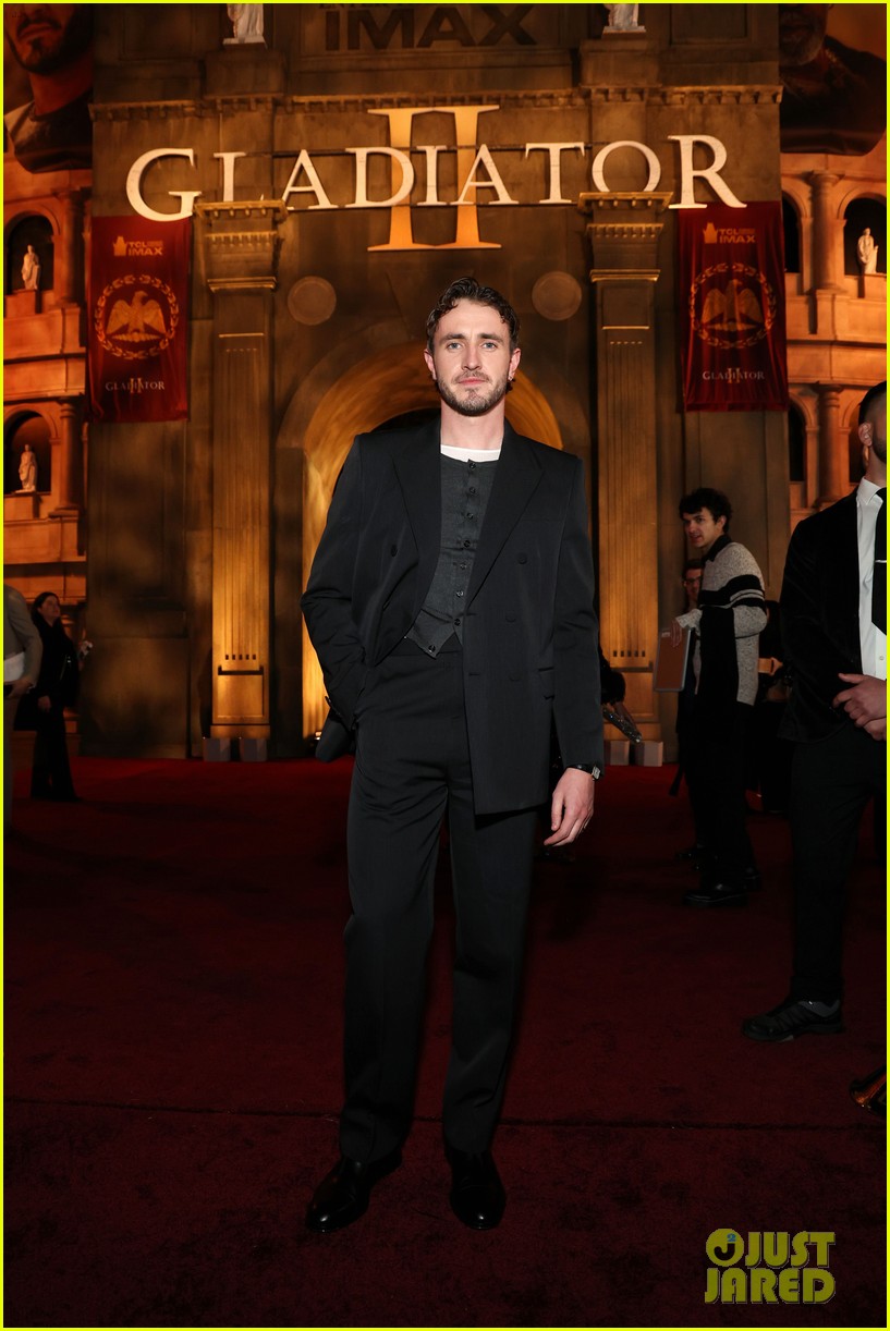 Paul Mescal & Girlfriend Gracie Abrams Make First Official Appearance Together at 'Gladiator II ...