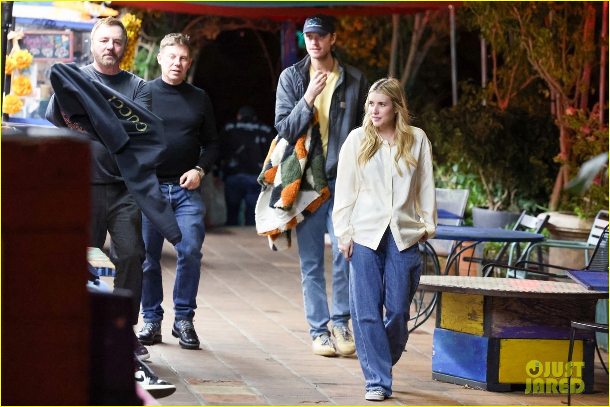 Emma Roberts & Fiancé Cody John Meet Up with Friends for Dinner: Photo ...