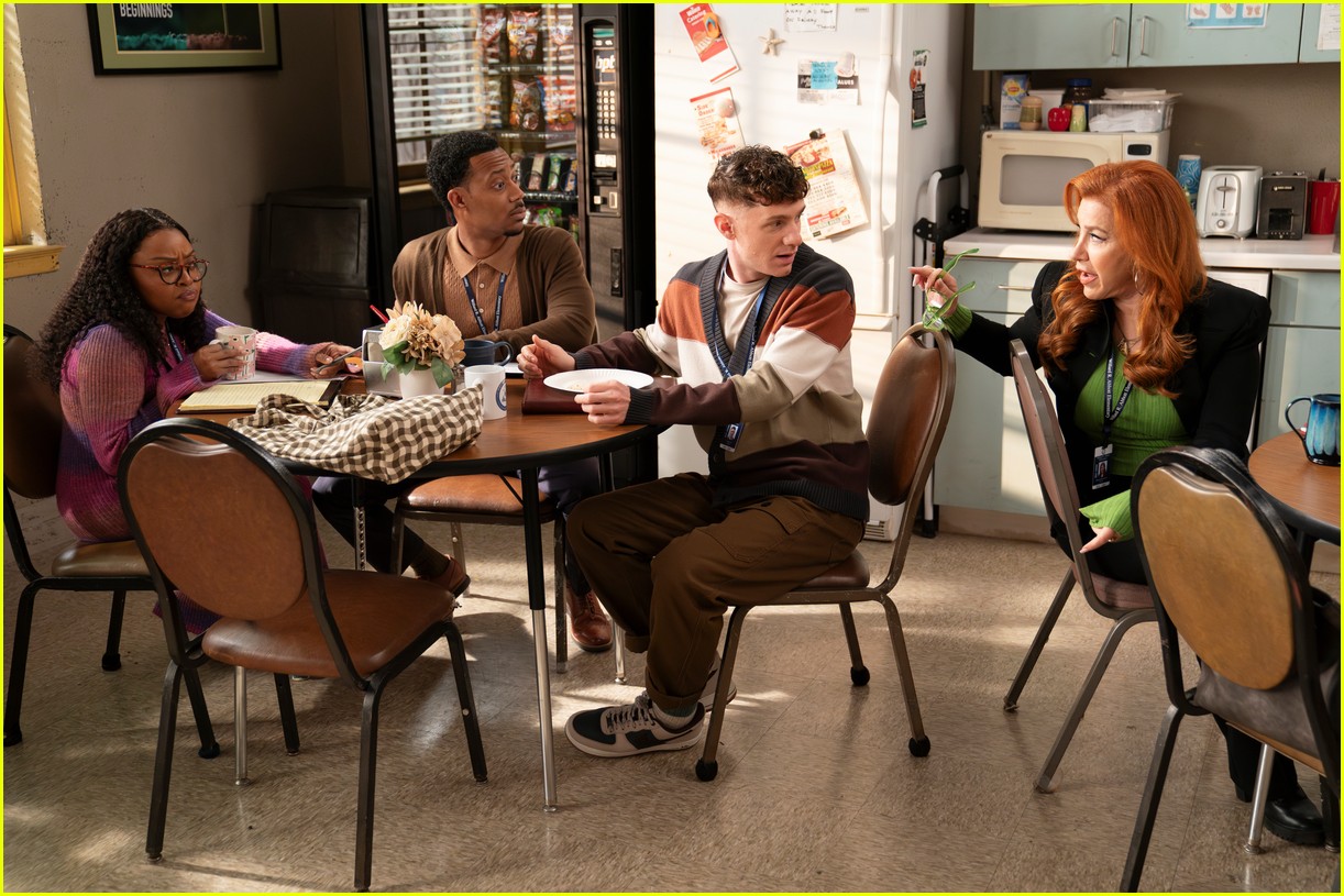 ABC Shares First Look Photos & Teaser Trailer for 'Abbott Elementary ...