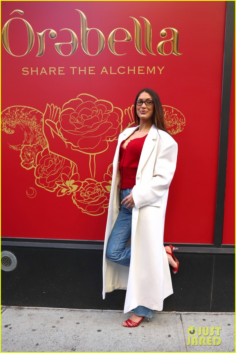 Bella Hadid Celebrates Opening of 'Orabella' Pop-Up Shop in NYC!: Photo ...