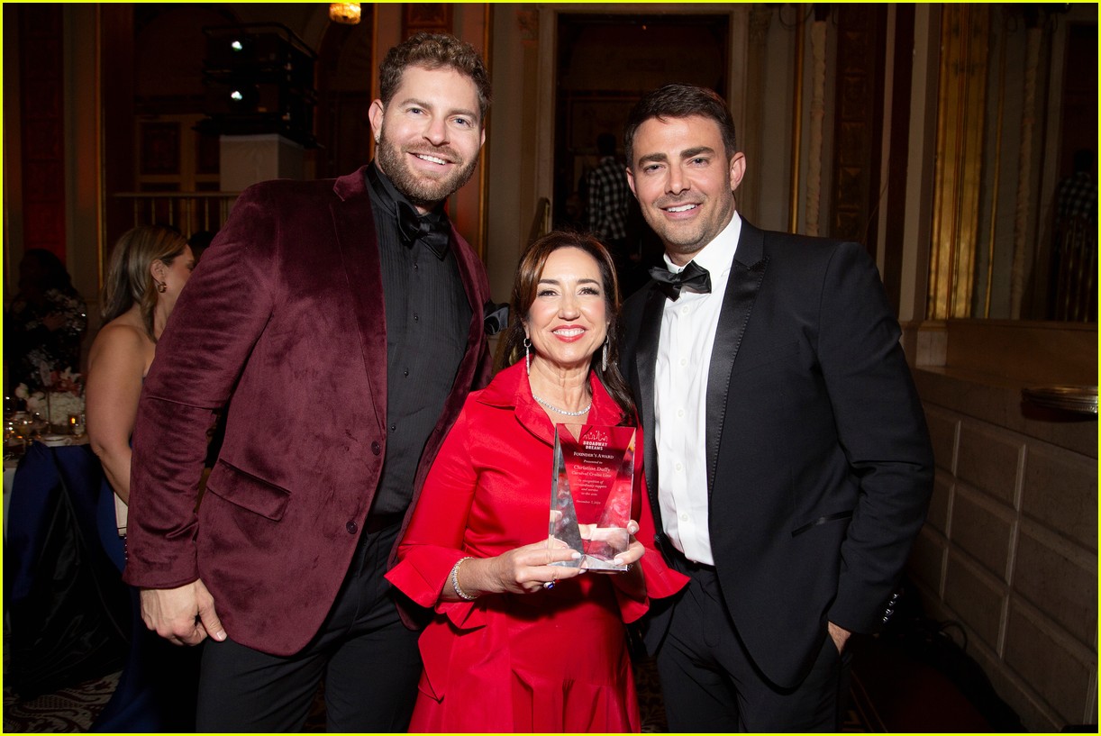 Laura Benanti Honored By Broadway Dreams for Being an Inspiration to ...