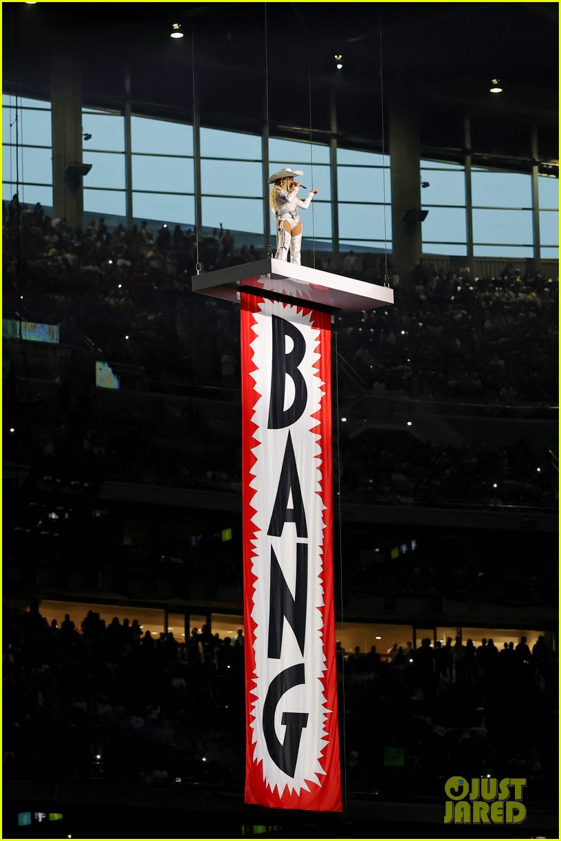 Beyonce Christmas Halftime Show 2024: 'Cowboy Carter' Performed Live ...