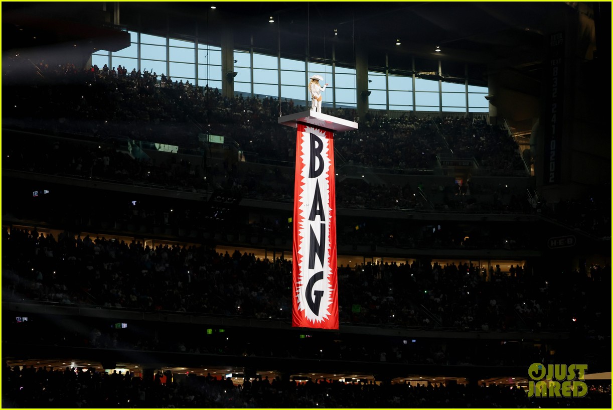 Beyonce Christmas Halftime Show 2024: 'Cowboy Carter' Performed Live ...