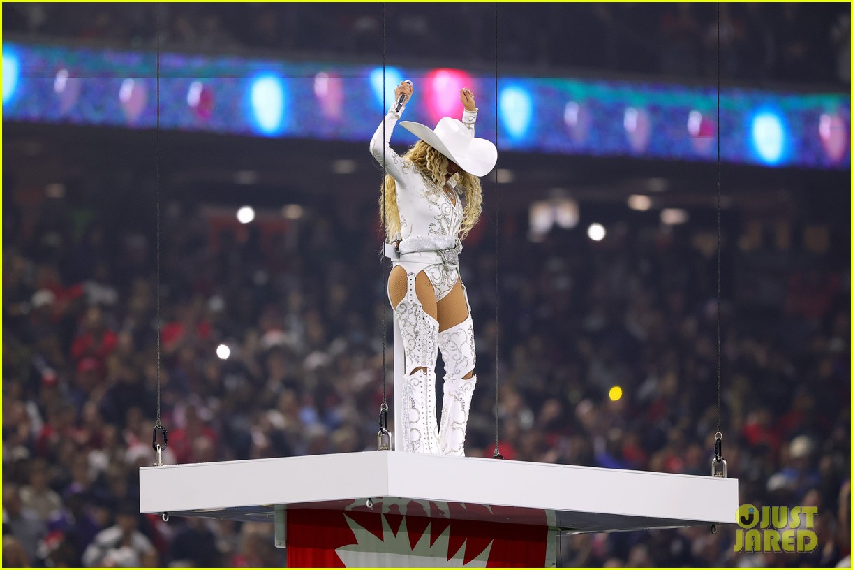 Beyonce Christmas Halftime Show 2024: 'Cowboy Carter' Performed Live ...
