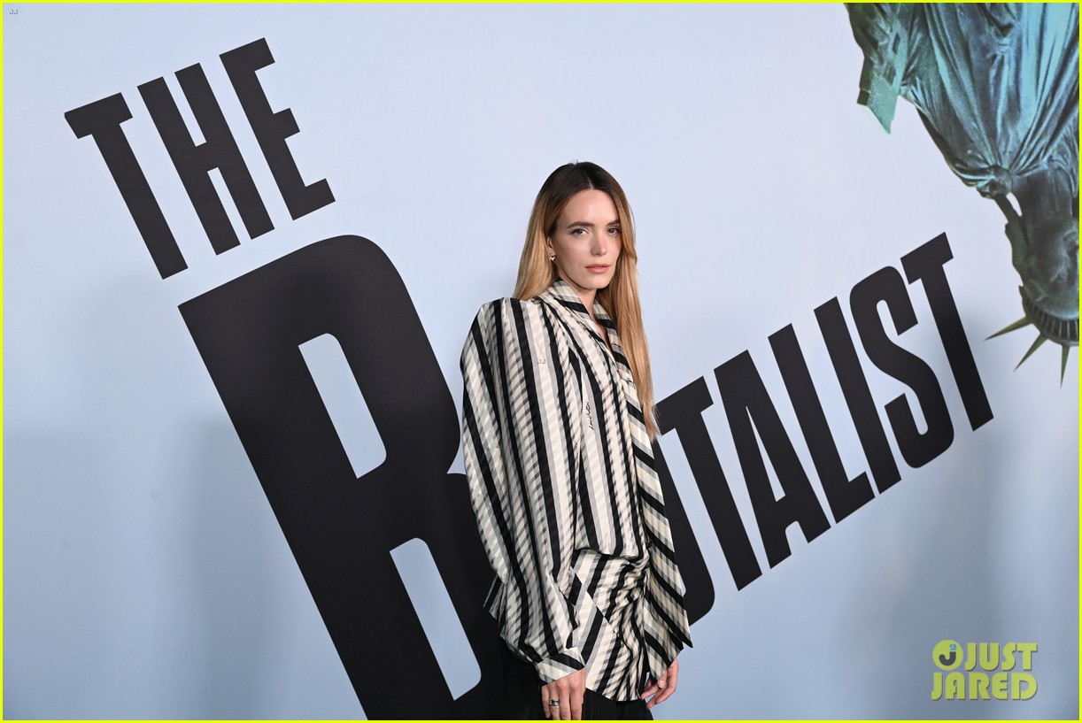 Adrien Brody, Felicity Jones, & Joe Alwyn Attend 'The Brutalist' Premiere in L.A.: Photo 5104200 ...