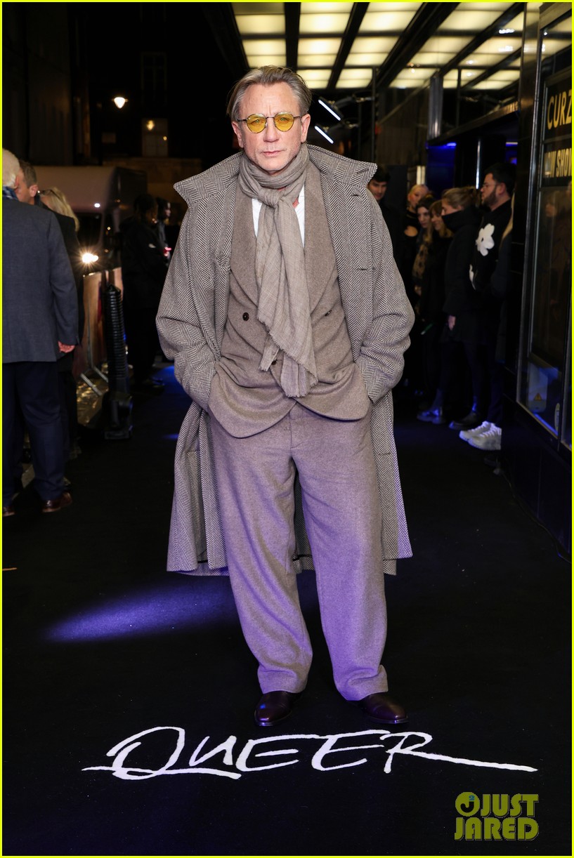 Daniel Craig, Cate Blanchett & Nicola Coughlan Celebrate 'Queer' at UK ...